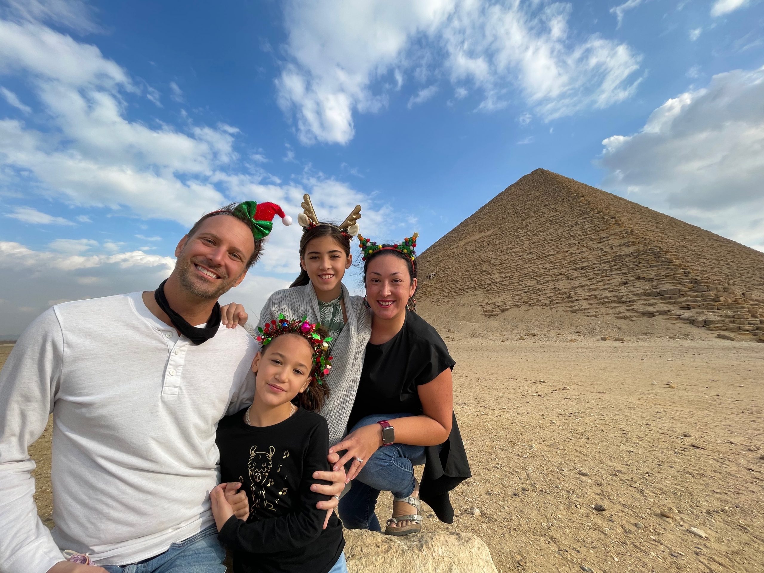 Live Like a Local vs Living Like a Tourist - Nomad Veronica