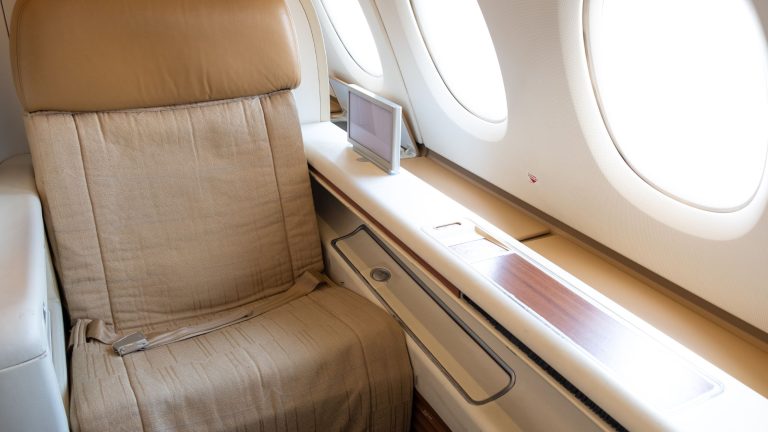 Best Guide to Fly First Class as a Family - Nomad Veronica