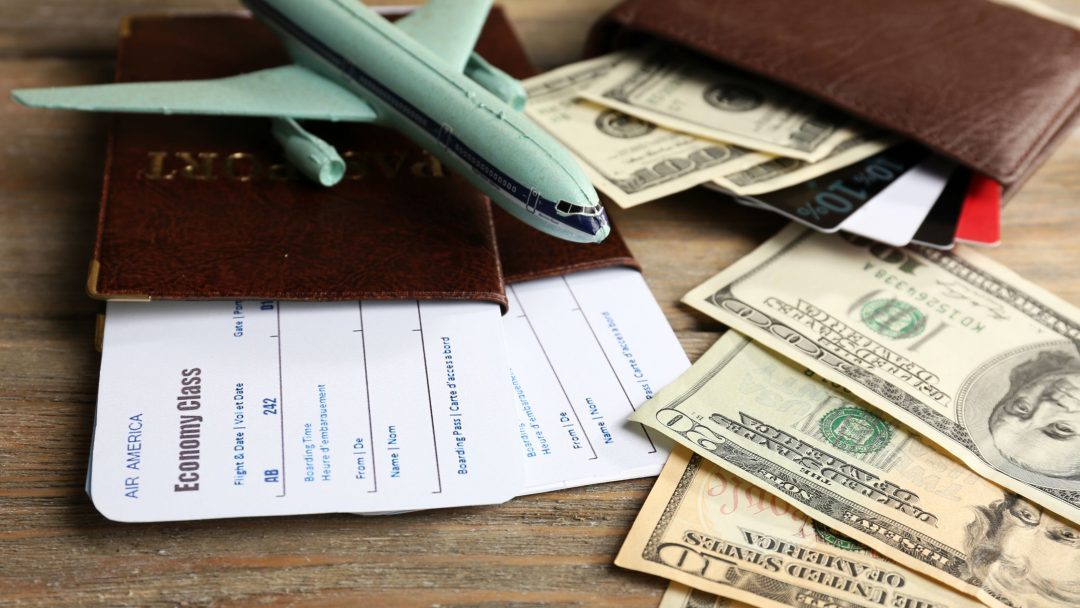 Best Guide to Fly First Class as a Family - Nomad Veronica