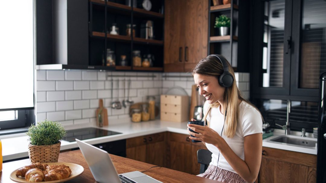 These Are the 8 Best Paying Remote Jobs in 2024 - Nomad Veronica