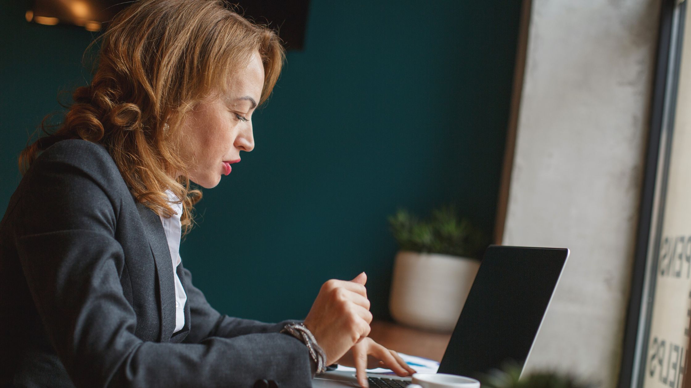 These Are the 8 Best Paying Remote Jobs in 2024 - Nomad Veronica