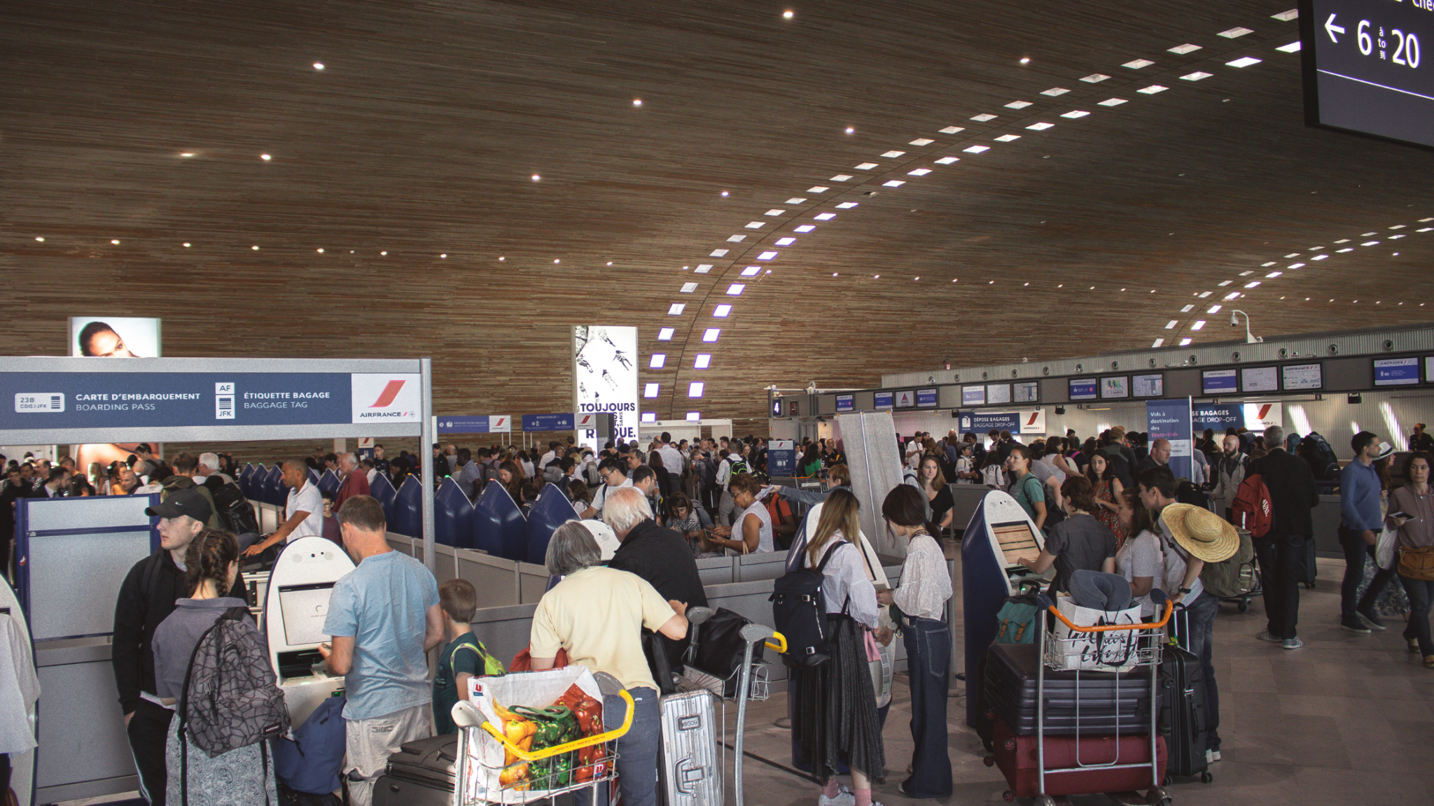 Complete Guide for How Early to Arrive for Flight - Nomad Veronica