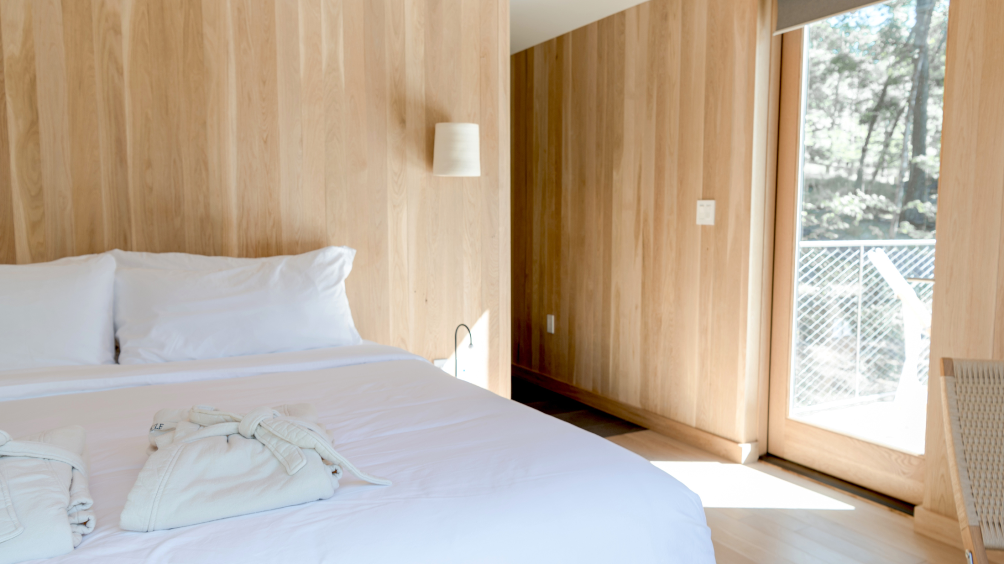 Attract the Best Guests With This Airbnb Advertising Strategy - Nomad ...