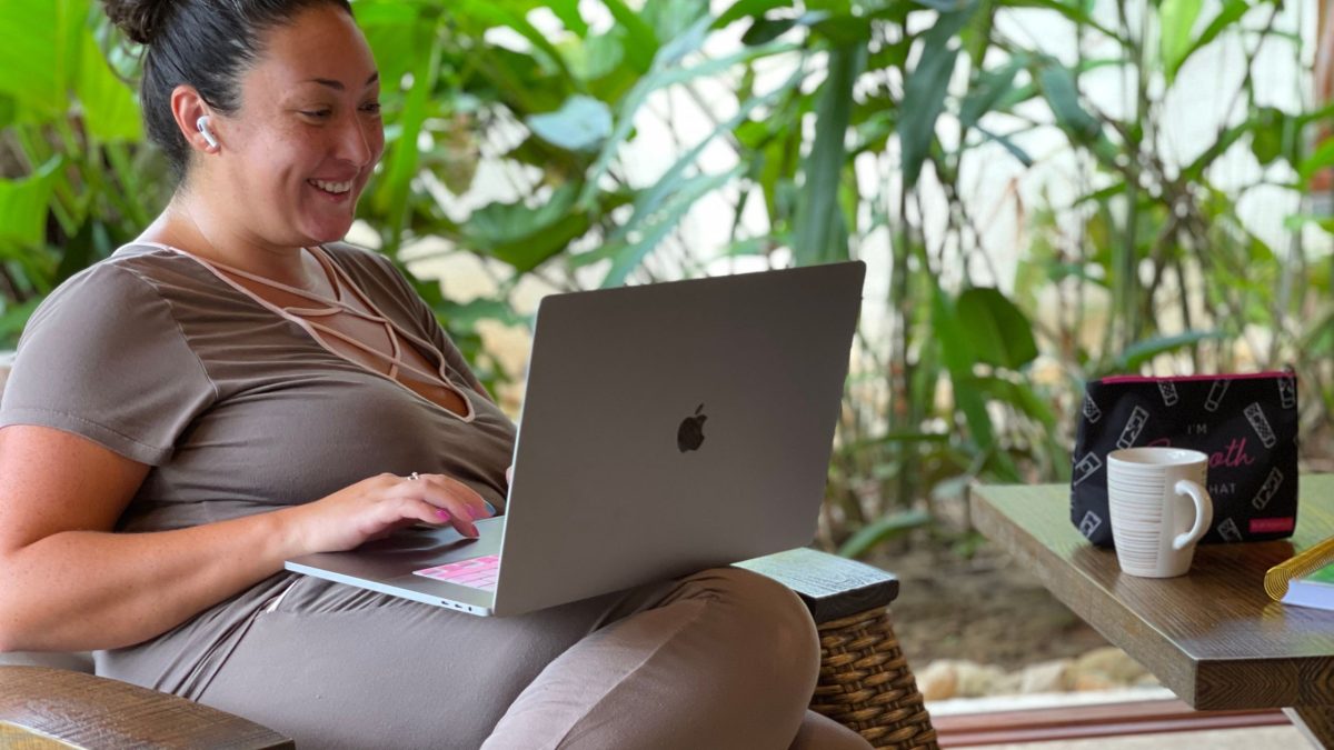 75 Most Inspirational Travel Blogs - Nomad Veronica