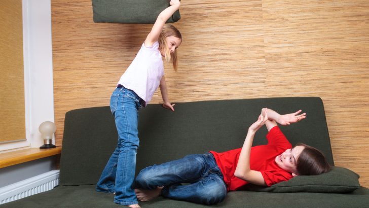 Fostering Strong Sibling Relationships: Tips and Tricks - Nomad Veronica