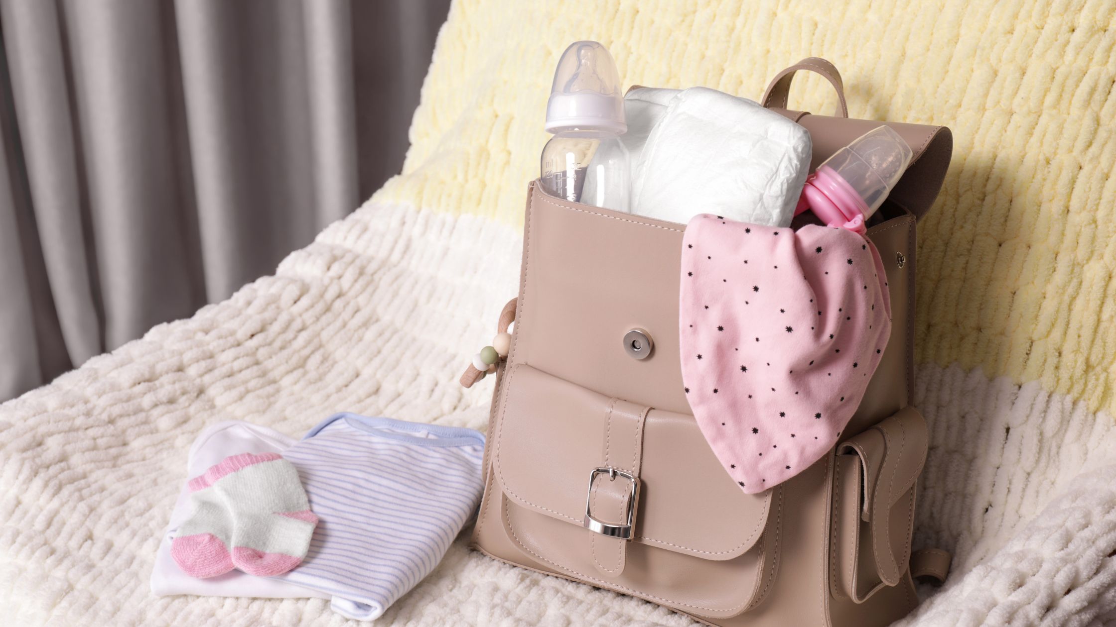7 Best Baby Travel Bags for Your Next Trip - Nomad Veronica