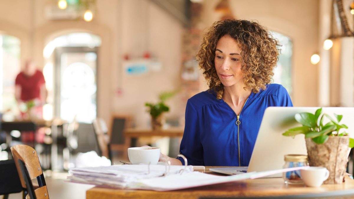 Debunking Myths About What Remote Work from Home Means - Nomad Veronica