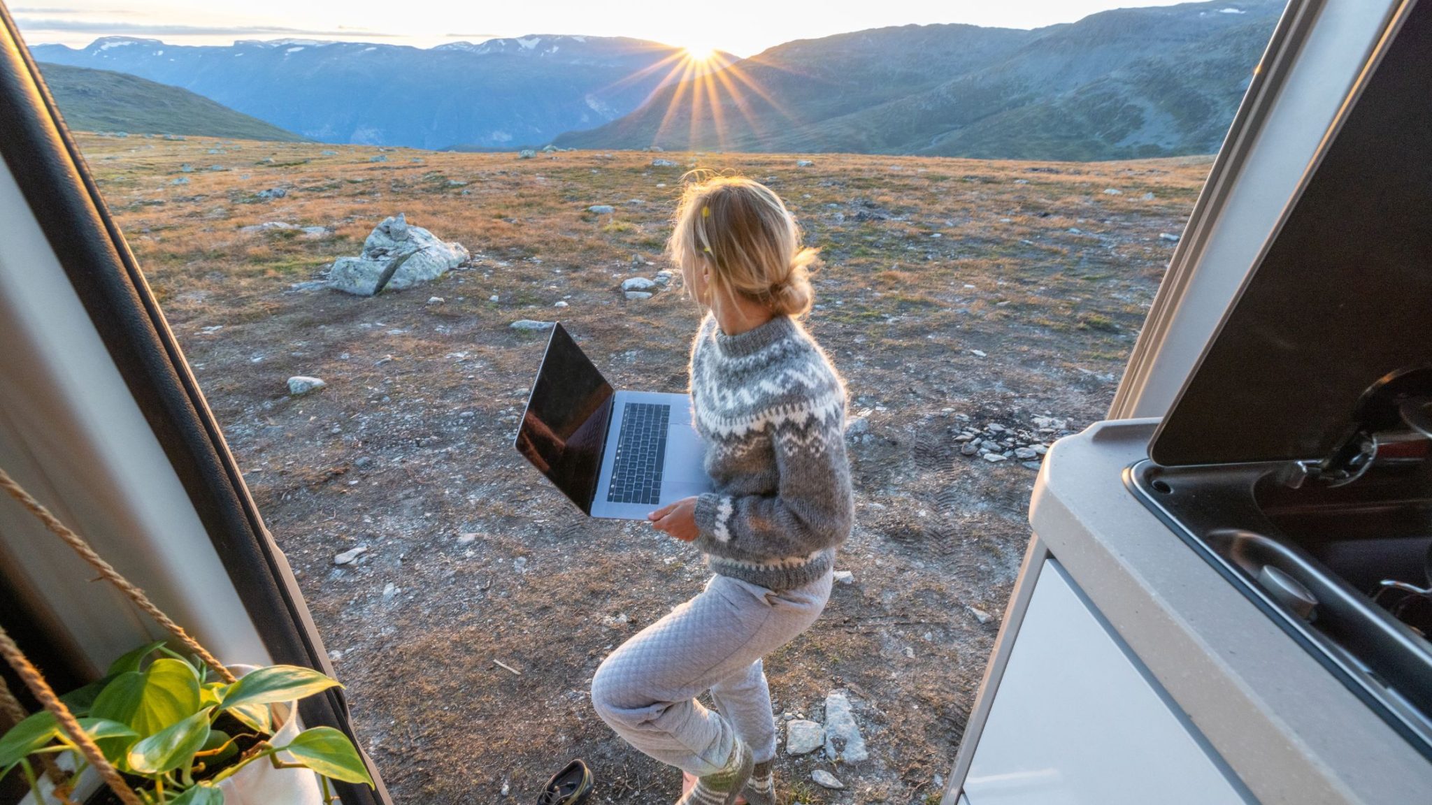 Debunking Myths About What Remote Work from Home Means - Nomad Veronica