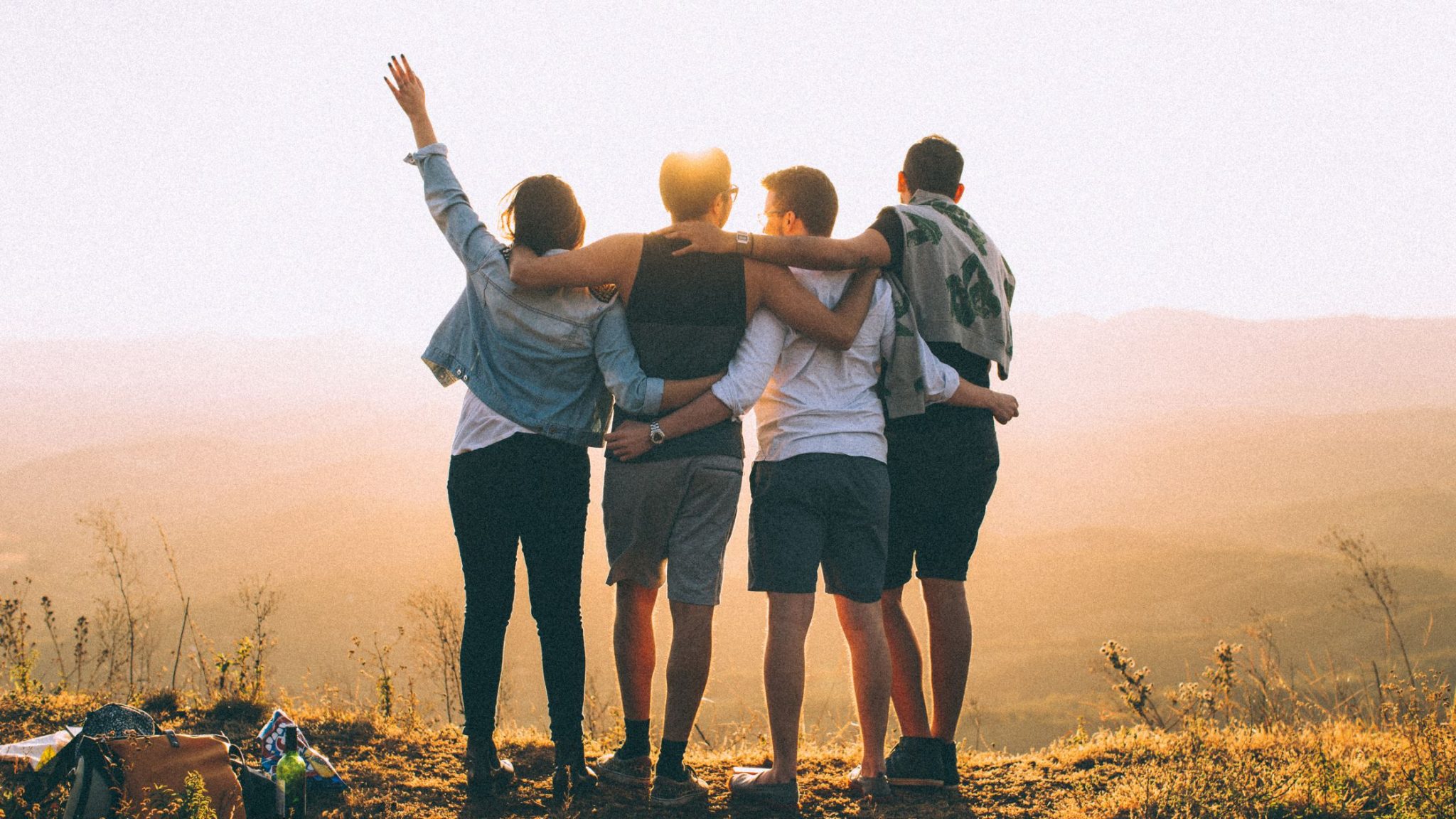 Maintaining Long-Distance Relationships While Living Nomadically ...