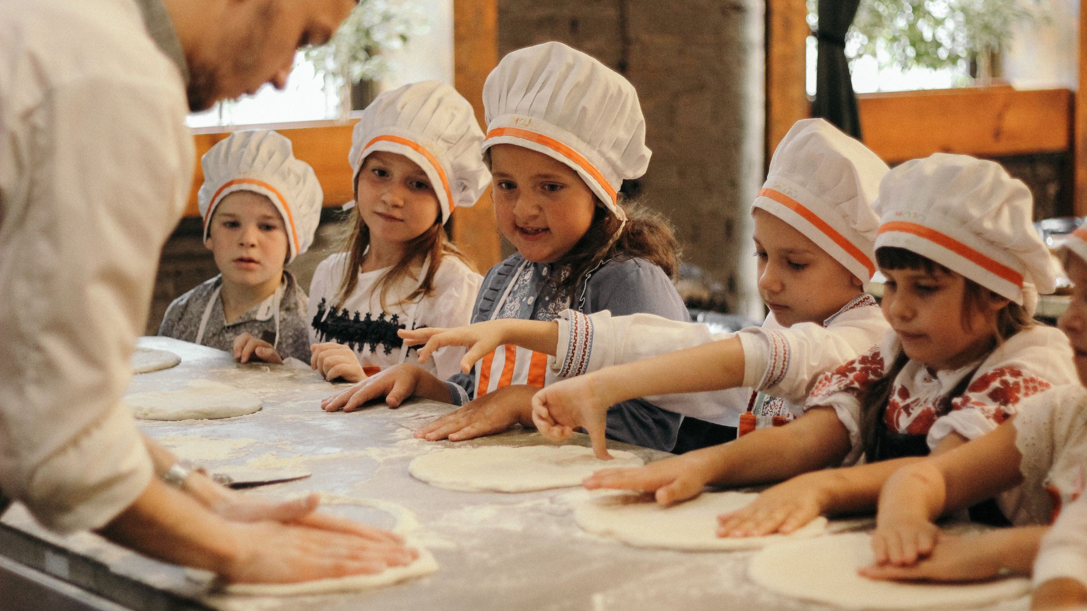 Entrepreneurship for Your Kid With These 11 Business Ideas - Nomad Veronica