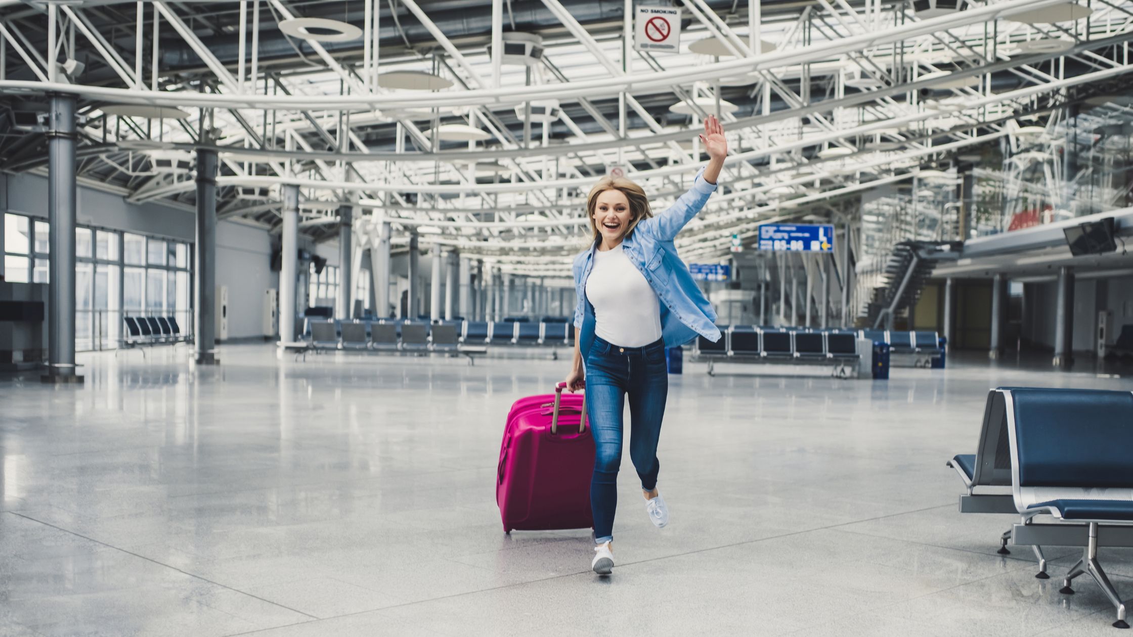 I Missed My Flight, Now What? [Stressed Travel Guide] - Nomad Veronica