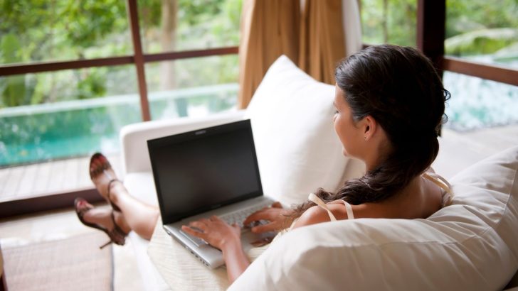 Exploring the True Meaning of Work From Home - Nomad Veronica