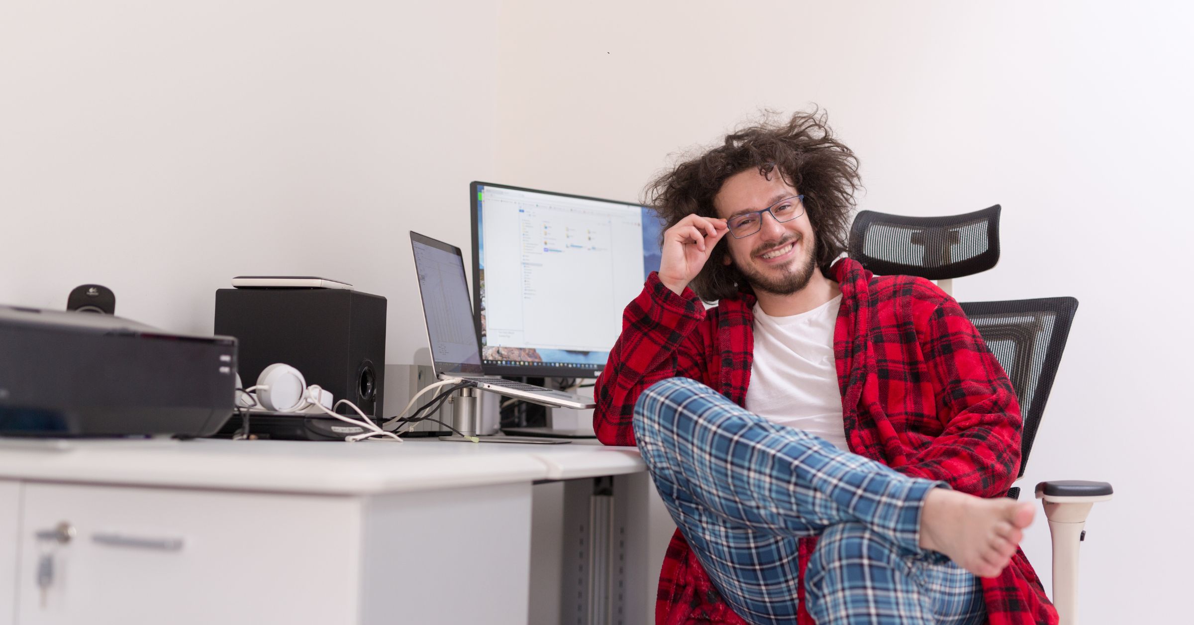 Most Rewarding Side Jobs That Can Be Done at Home - Nomad Veronica
