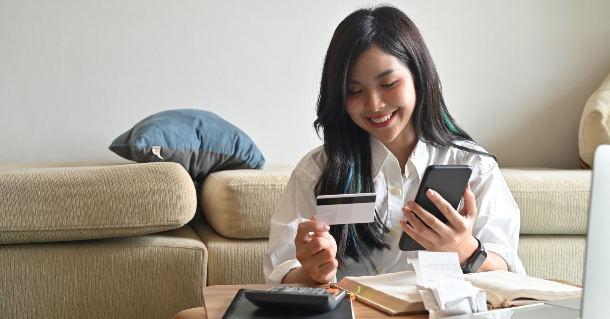 5 Best Travel Credit Cards for Parents Who Stay Home - Nomad Veronica