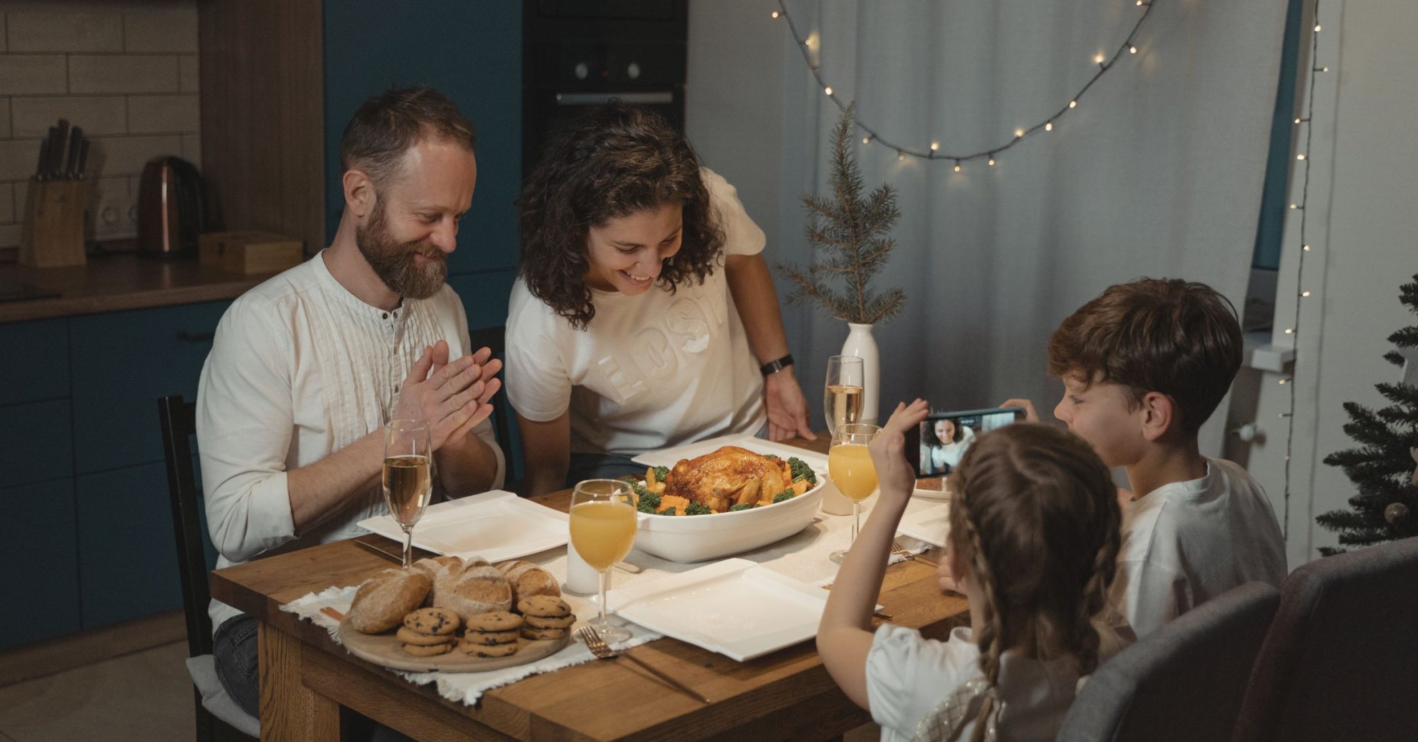 19 Ways to Connect as a Family on a Weeknight - Nomad Veronica