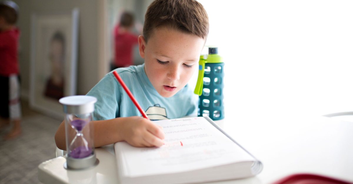 Transform Your Kid’s Day With 8 Time Management Activities - Nomad Veronica