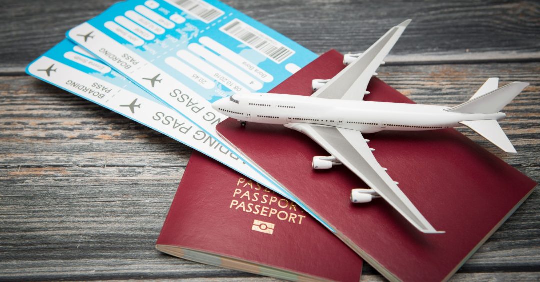 15 Airplane Hacks That Will Make Your Trip Easier - Nomad Veronica