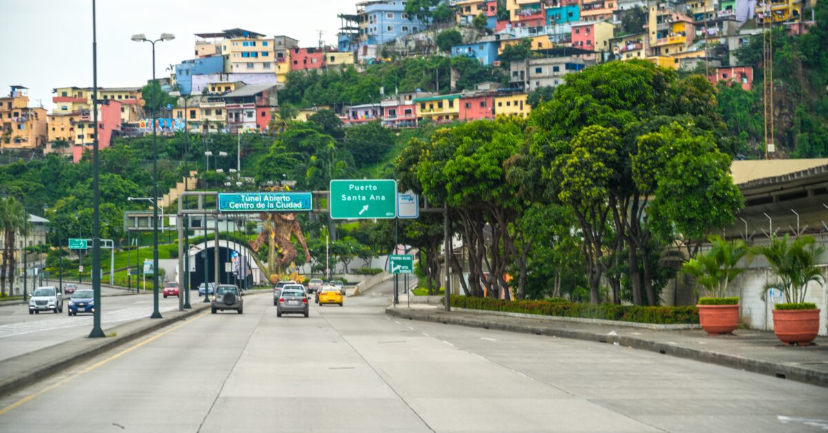 Life as an Ecuador Expat [Everything You Need to Know] - Nomad Veronica